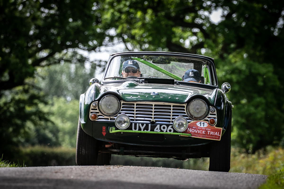 Olympic rower Jonathan Walton wins on rally debut with his wife Molly ...